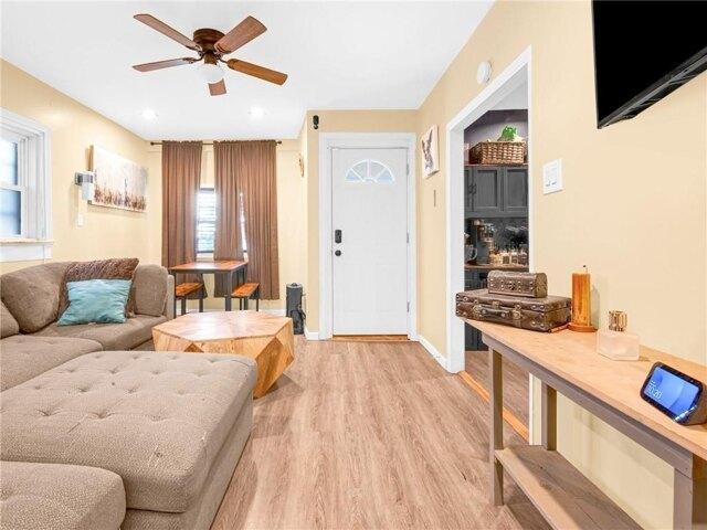 house with 2 bedroom, Woonsocket RI ES105094967