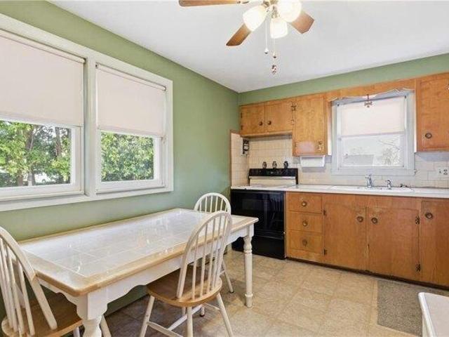 house with 2 bedroom, Woonsocket RI ES103161927