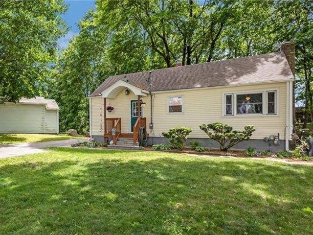 house with 2 bedroom, Woonsocket RI ES103162623