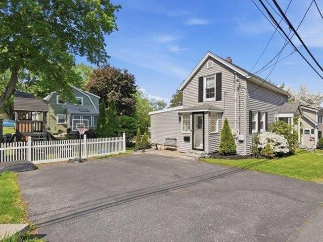 house with 2 bedroom, Woburn MA ES103442468