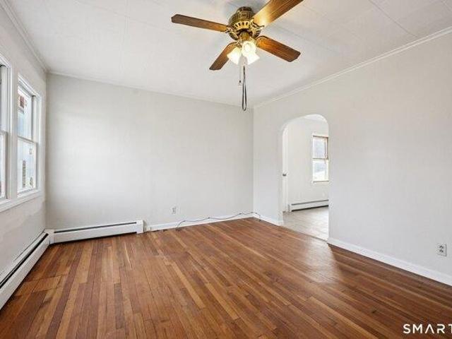 house with 2 bedroom, Wolcott CT DS102528710