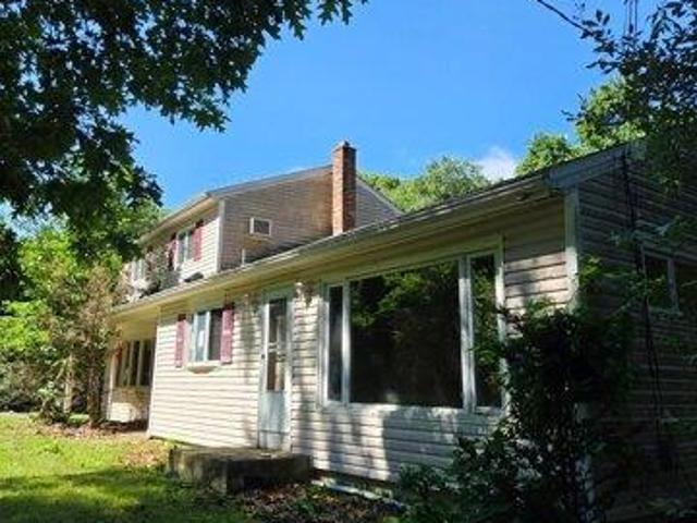 house with 2 bedroom, Wolcott CT ES104811308