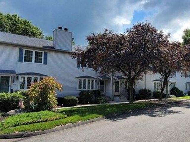 house with 2 bedroom, Wolcott CT ES105144543