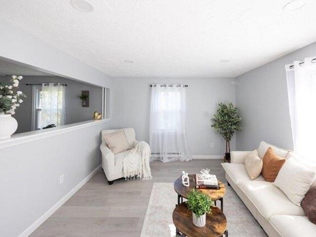 house with 2 bedroom, Worcester MA DLS102669595