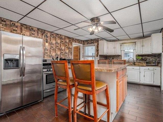 house with 2 bedroom, Worcester MA DLS102961147
