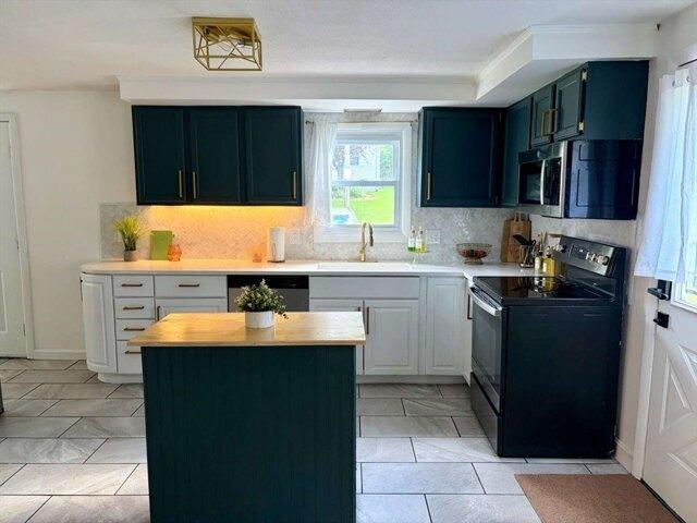 house with 2 bedroom, Worcester MA ES103128355