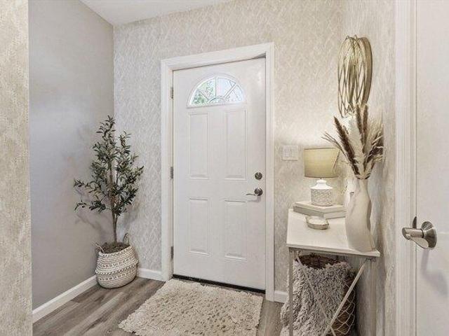 house with 2 bedroom, Worcester MA ES103160422