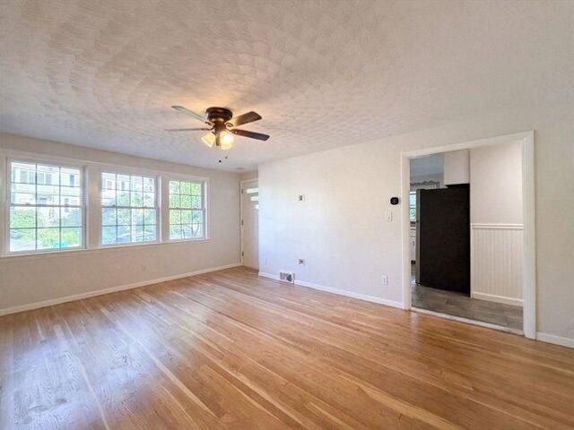 house with 2 bedroom, Worcester MA ES104513772