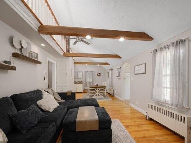 house with 2 bedroom, Worcester MA ES104761844