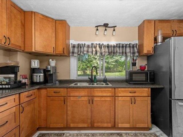 house with 2 bedroom, Worcester MA ES104848300