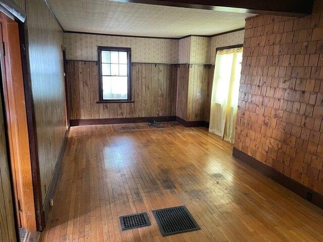 house with 2 bedroom, Worcester MA ES104296133