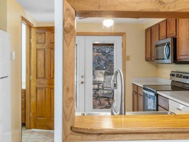 house with 2 bedroom, Worcester MA ES105041230