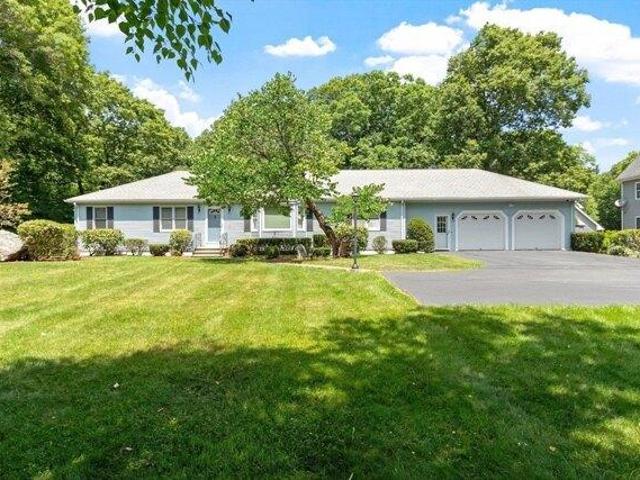 house with 2 bedroom, Worcester MA ES105114918