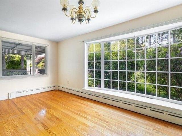 house with 2 bedroom, Worcester MA ES105241962