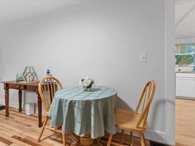 house with 2 bedroom, Wrentham MA ES105061460