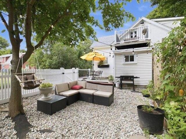house with 2 bedroom, Wrentham MA ES105094484
