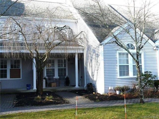 house with 2 bedroom, Yorktown Heights NY DLS102561475