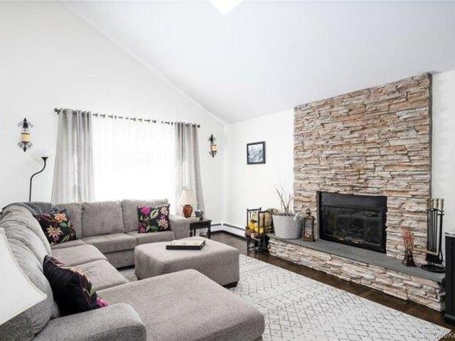 house with 2 bedroom, Yorktown Heights NY ES103626970