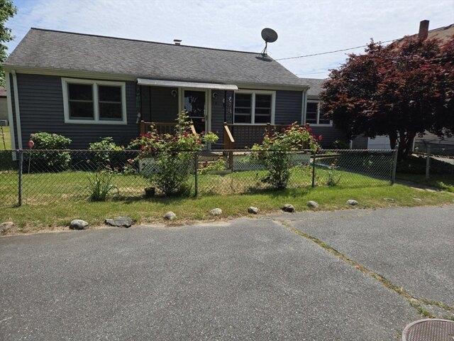 house with 2 bedroom, Acushnet MA DS103967421