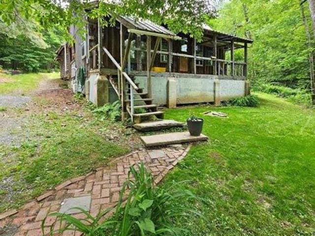 house with 2 bedroom, Acworth NH DS104409044