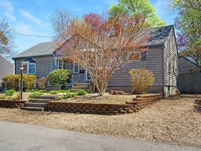 house with 2 bedroom, Abington MA DS102585089