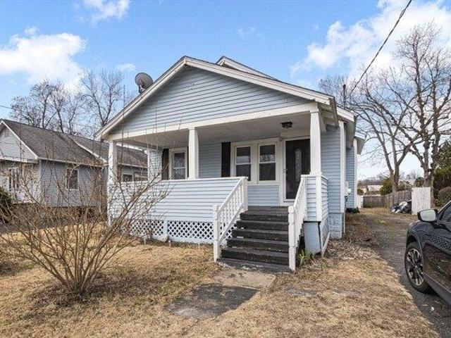 house with 2 bedroom, Agawam MA DS102477811