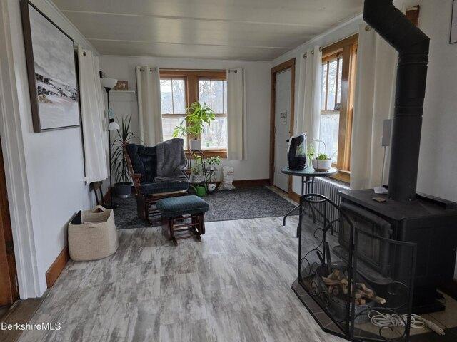 house with 2 bedroom, Adams MA DLS102062600
