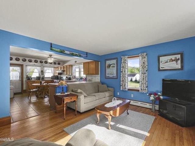 house with 2 bedroom, Adams MA ES103808470