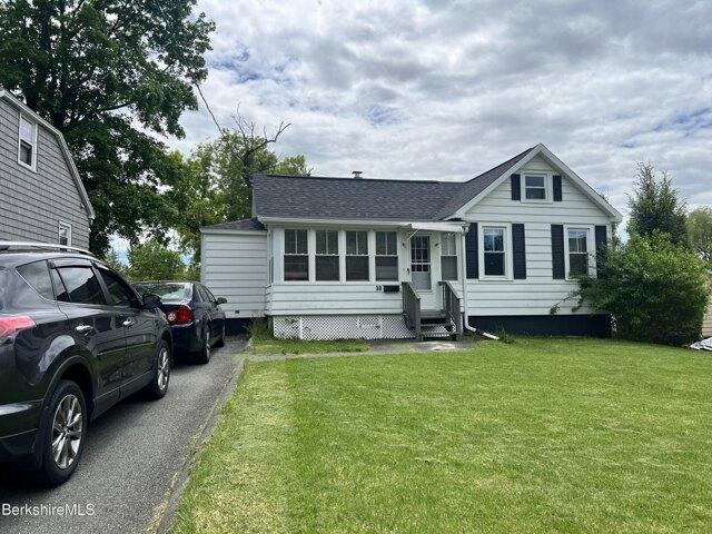 house with 2 bedroom, Adams MA ES103808490