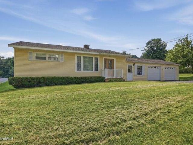 house with 2 bedroom, Adams MA ES105094946