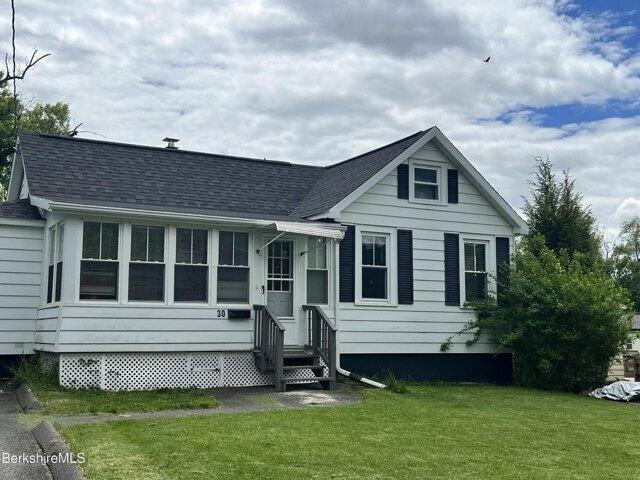 house with 2 bedroom, Adams MA ES105109206