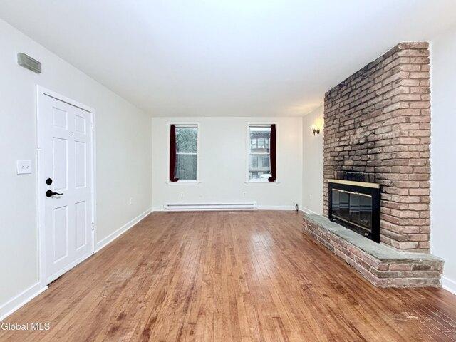 house with 2 bedroom, Albany NY DS103623972