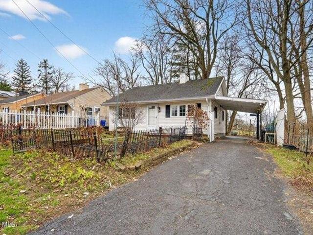house with 2 bedroom, Albany NY ES103620942