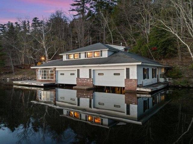 house with 2 bedroom, Alton NH DLS91376245