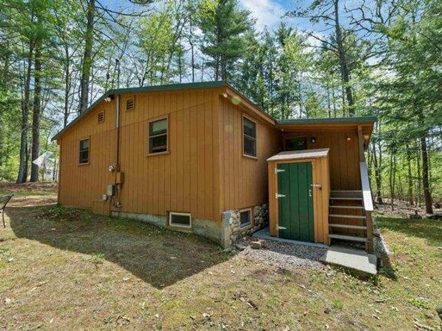 house with 2 bedroom, Alton NH DS103442756