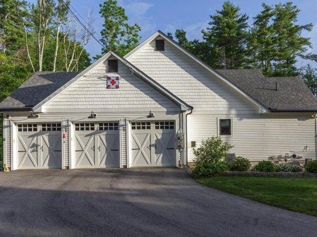 house with 2 bedroom, Alton NH ES103966957