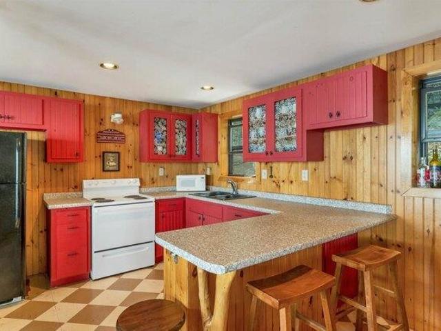 house with 2 bedroom, Alton NH ES104758590