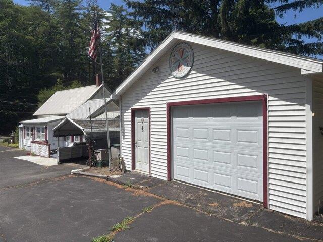 house with 2 bedroom, Alton NH ES105141322