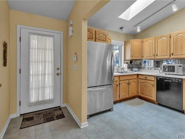 house with 2 bedroom, Amherst NY ES104922343