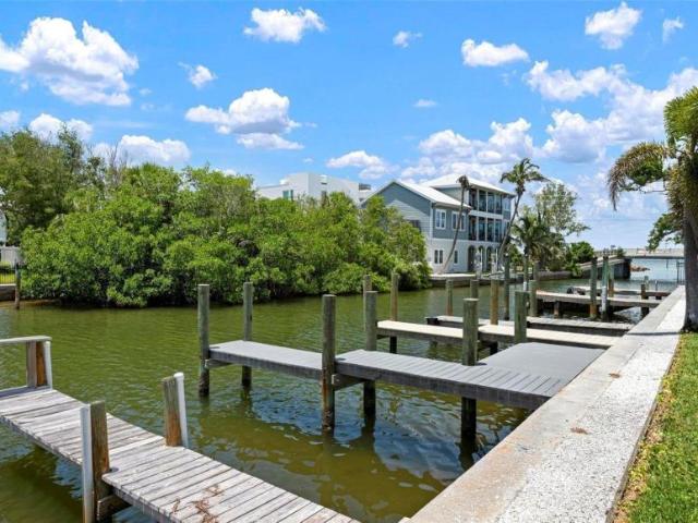 house with 2 bedroom, Anna Maria FL ES102659724