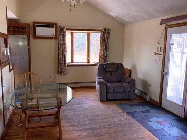 house with 2 bedroom, Andover MA DLS102959654