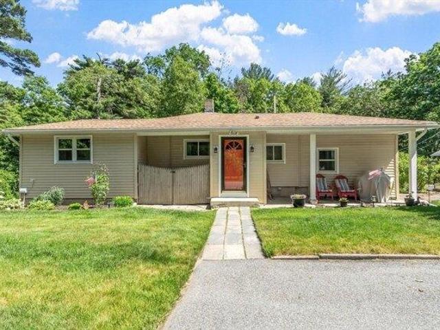 house with 2 bedroom, Andover MA DS103438642