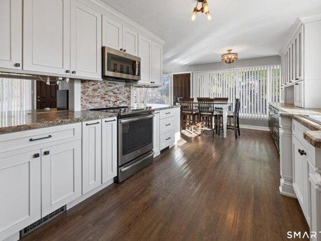 house with 2 bedroom, Ansonia CT ES103188219