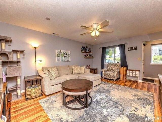 house with 2 bedroom, Ansonia CT ES103928468