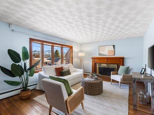 house with 2 bedroom, Arlington MA ES104788686