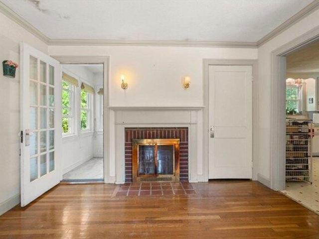 house with 2 bedroom, Arlington MA ES105109549