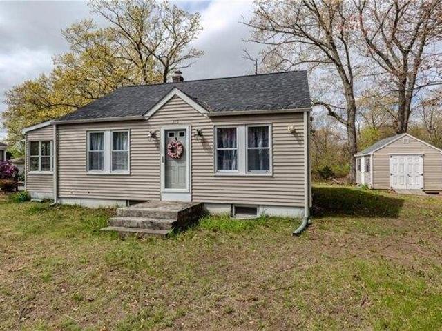 house with 2 bedroom, Attleboro MA DS102344994