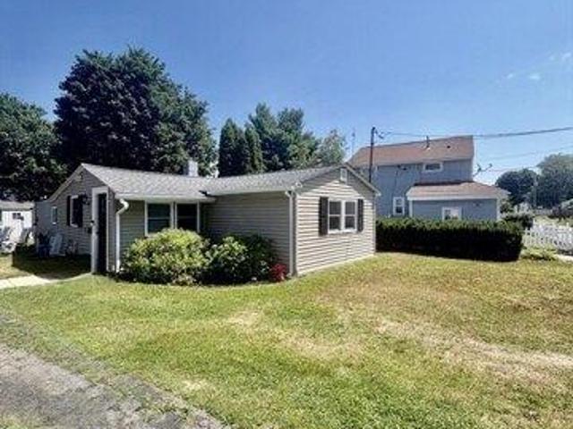 house with 2 bedroom, Attleboro MA DS104190282