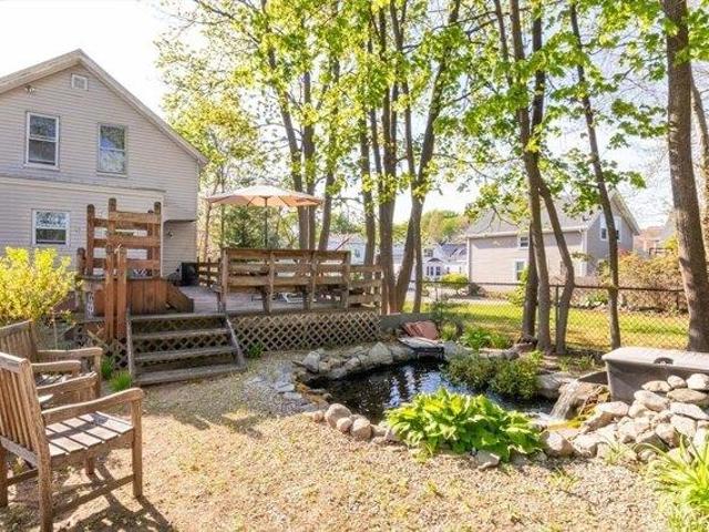 house with 2 bedroom, Attleboro MA ES103126297