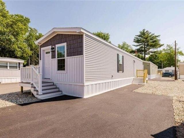 house with 2 bedroom, Attleboro MA ES104567341